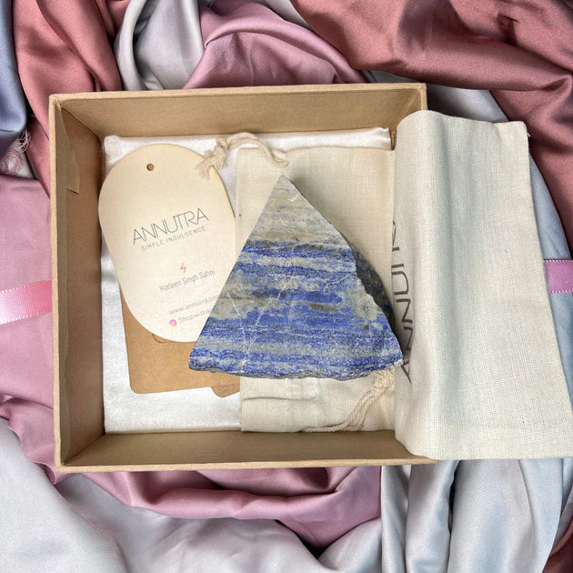 Manifesting Love and Harmony in 2025 with Crystal Jewellery – Annutra